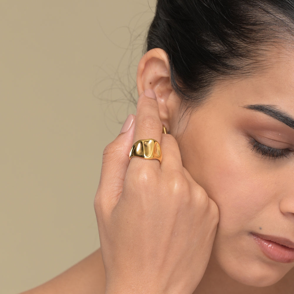 Buy Elegant Creased Ring online- Palmonas – PALMONAS