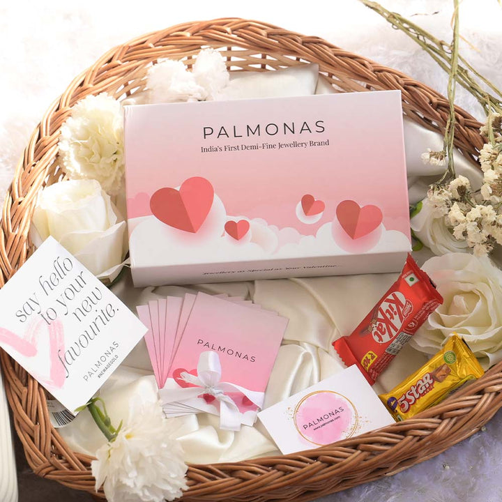 Buy Chain Of Hearts Valentine Box online- Palmonas – PALMONAS